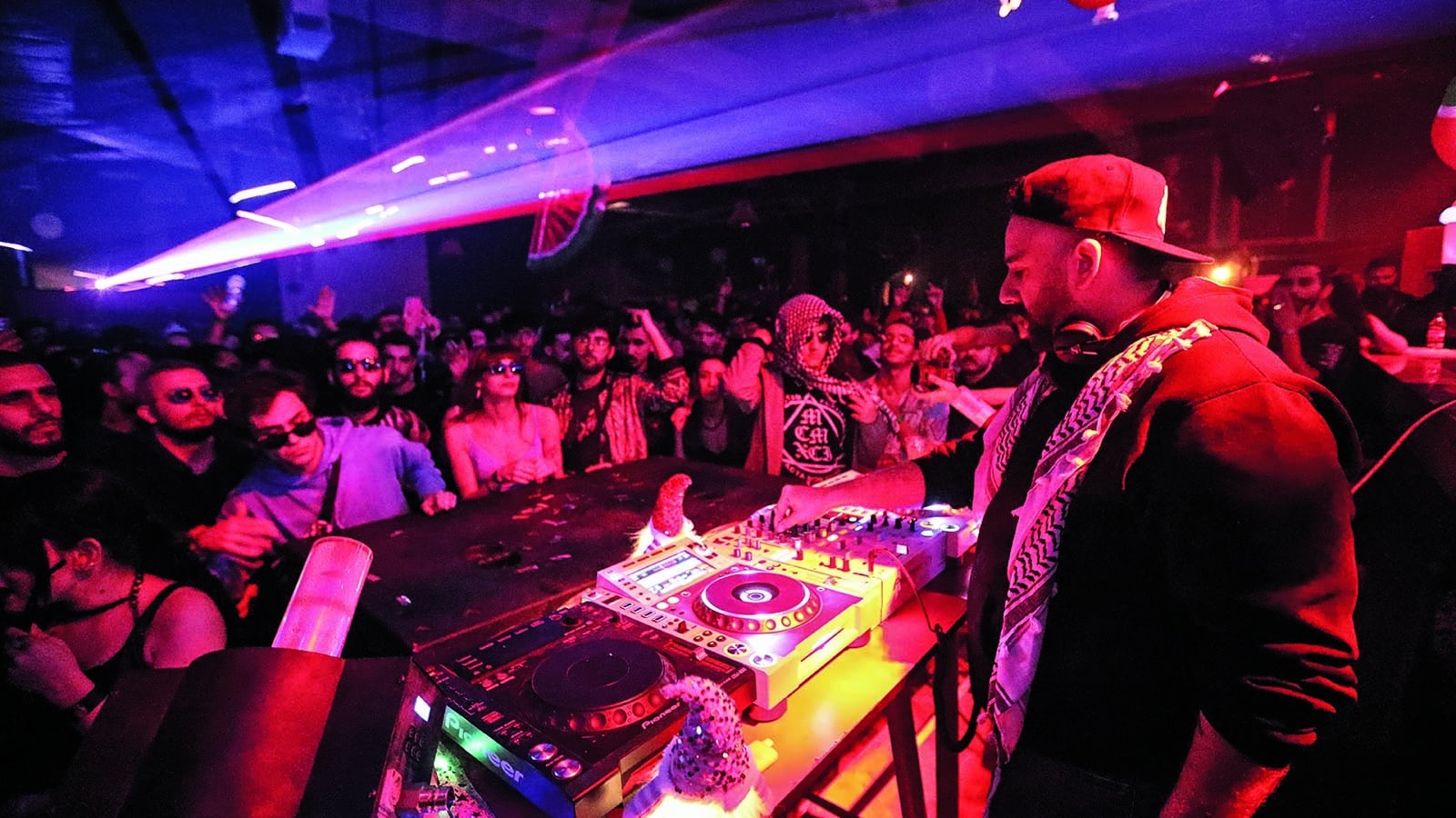 Castle raves, electro-pop and DJ-ing dentists — the return of the ...