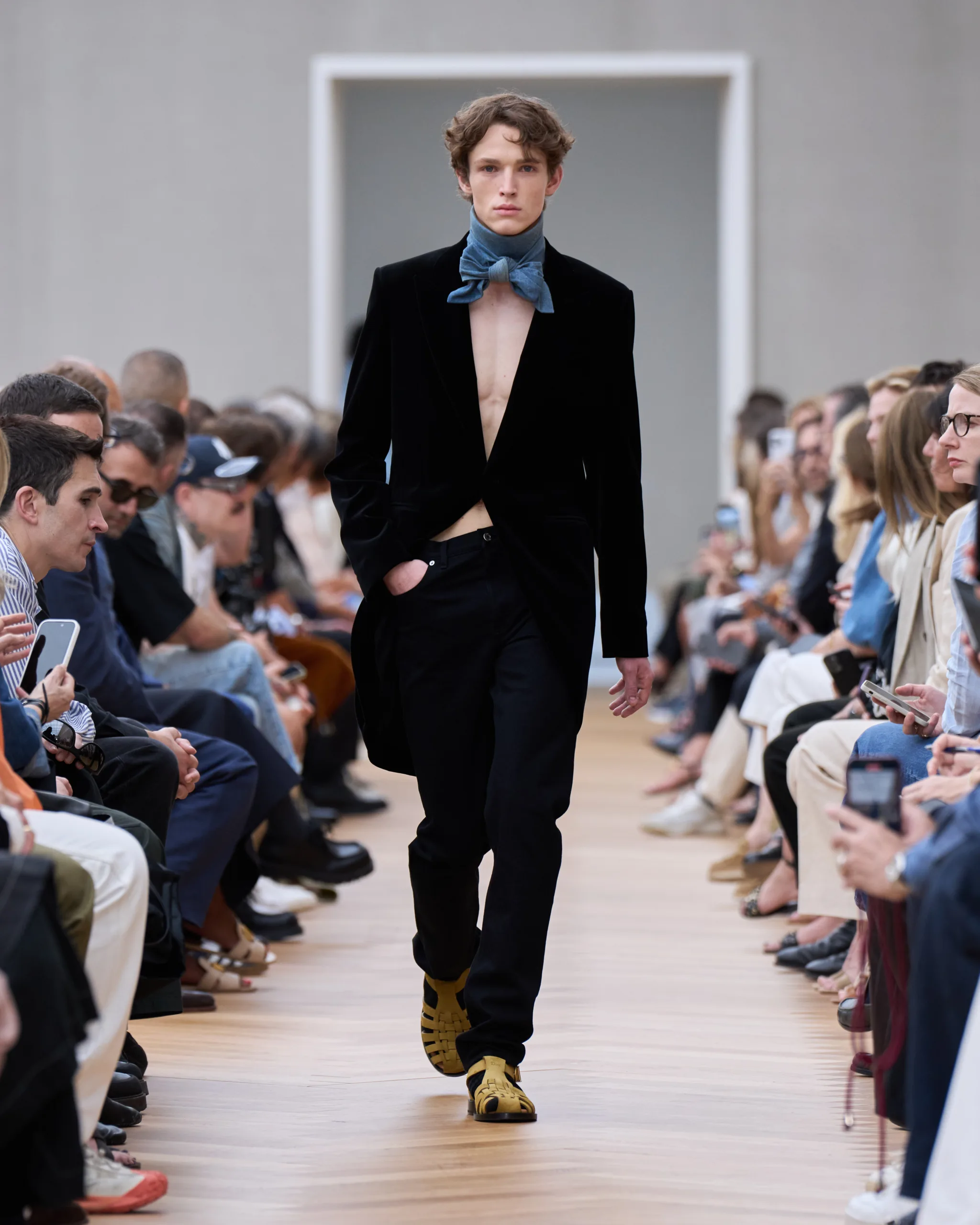 Recoding Dior: Jonathan Anderson’s SS26 triumphant men’s debut ...
