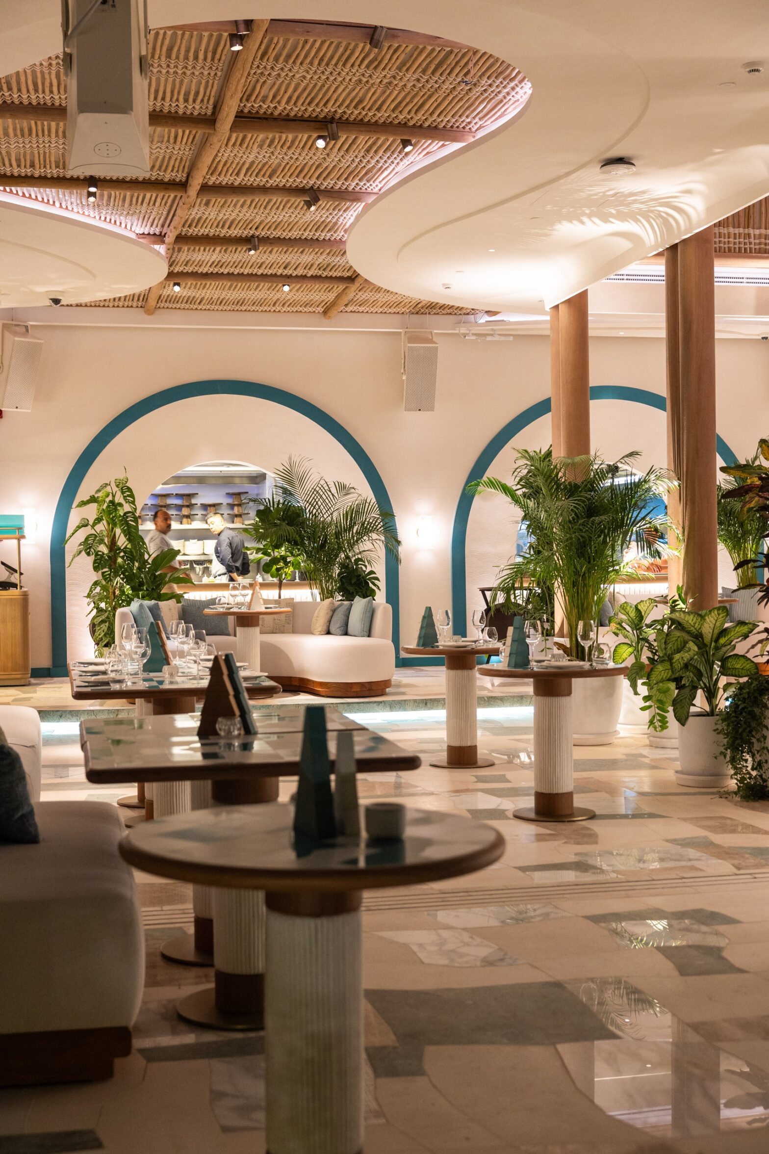 Experience Dubai’s Most Exclusive New Year’s Eve at Nammos - Esquire ...
