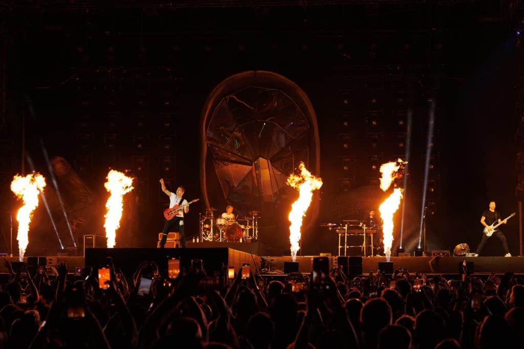Eminem and Muse bring the thunder at the F1 Abu Dhabi Grand Prix ...